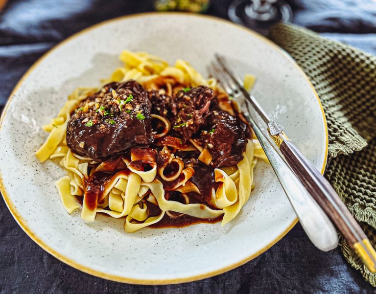 Butterzarte Ochsenbäckchen einfach und schnell - Holla die Kochfee